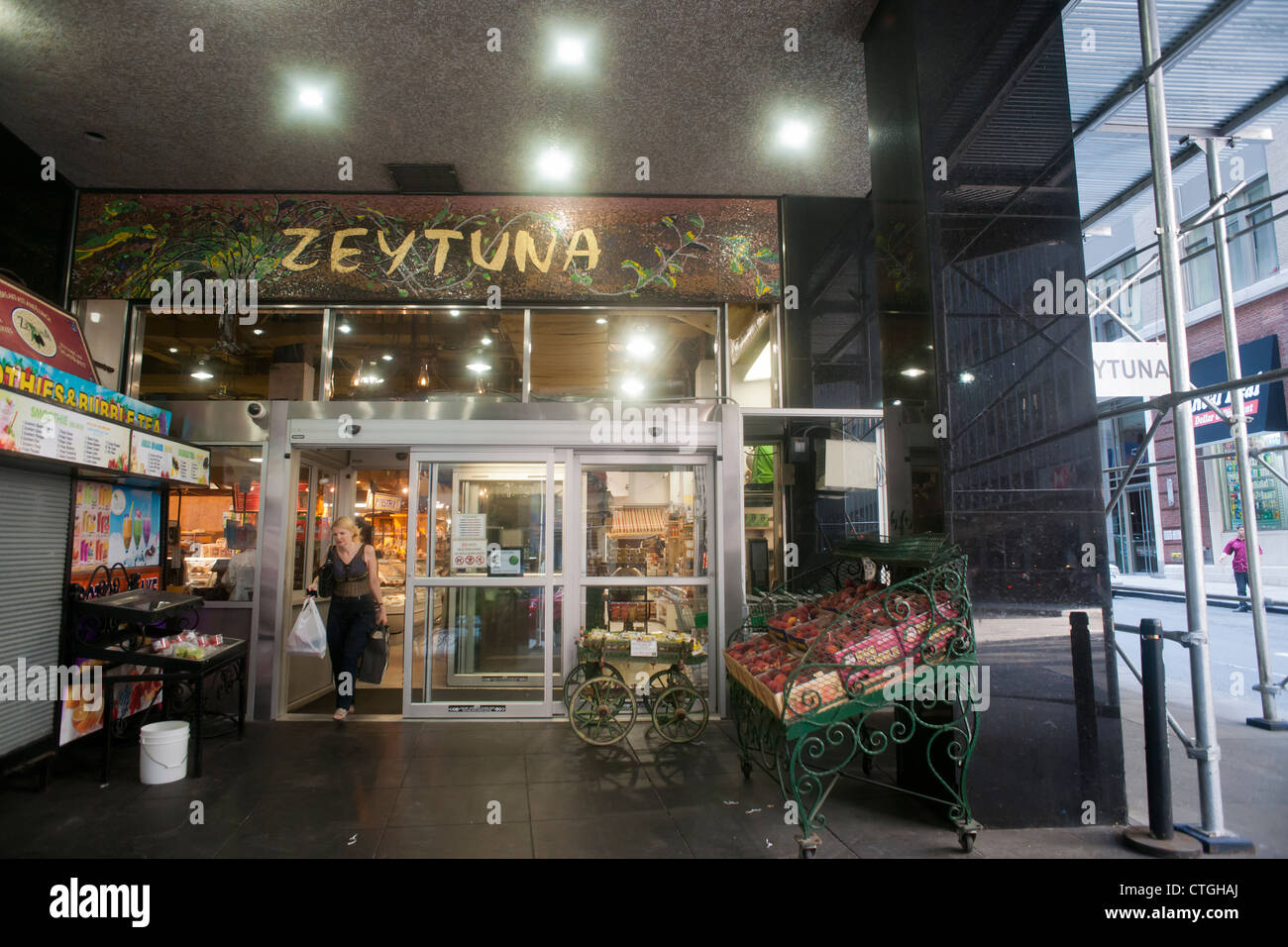 Zeytuna in Lower Manhattan in New York Stock Photo - Alamy