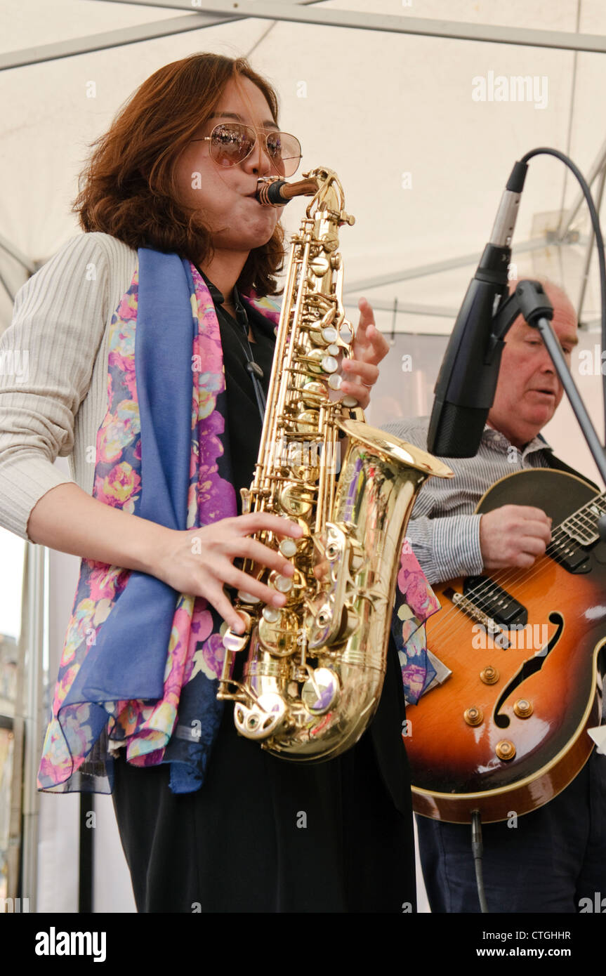 Female Jazz Saxophonist High Resolution Stock Photography and Images ...