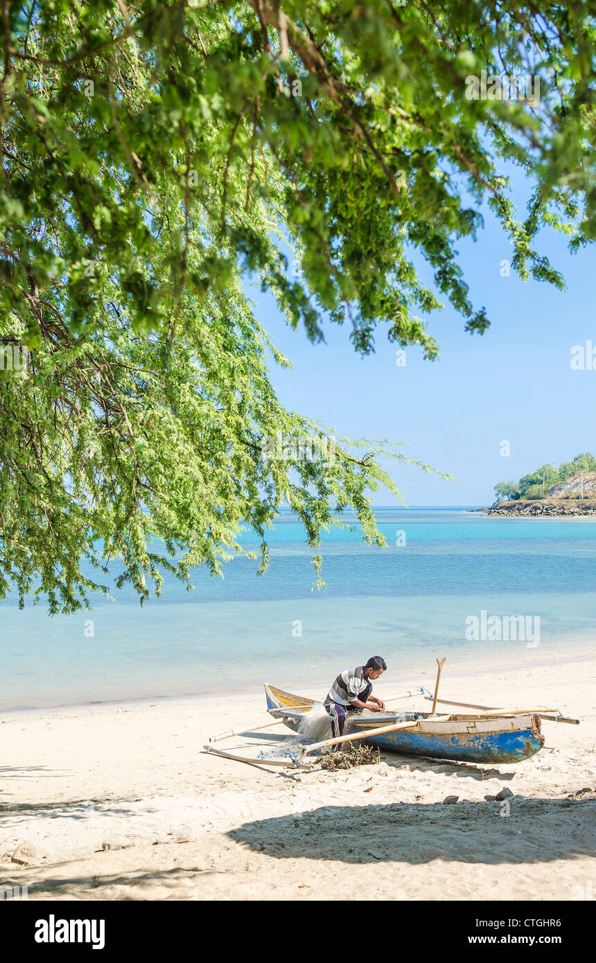 Fishing sea boat east timor hi-res stock photography and images - Alamy