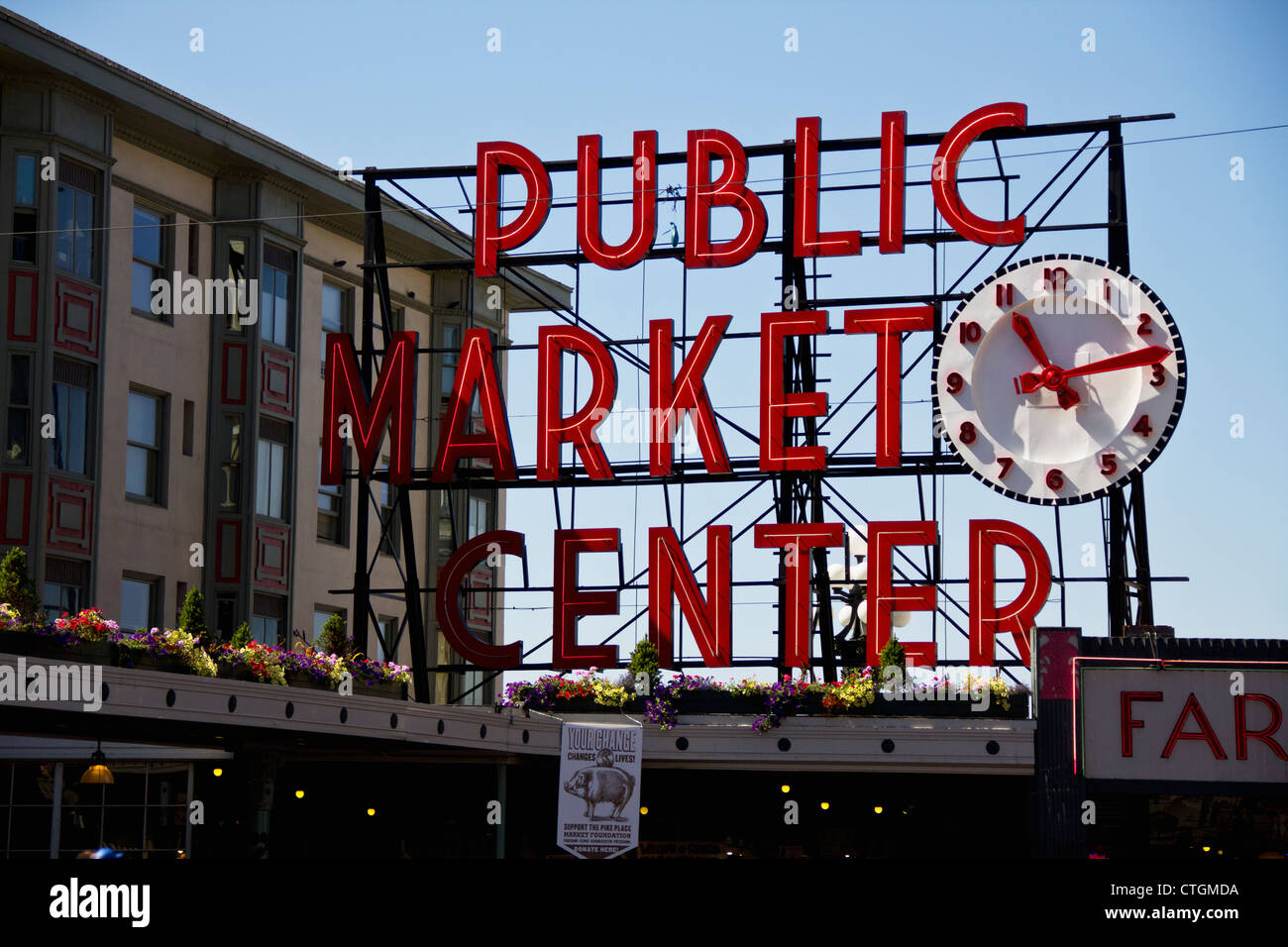 Neon sign with clock hi-res stock photography and images - Alamy