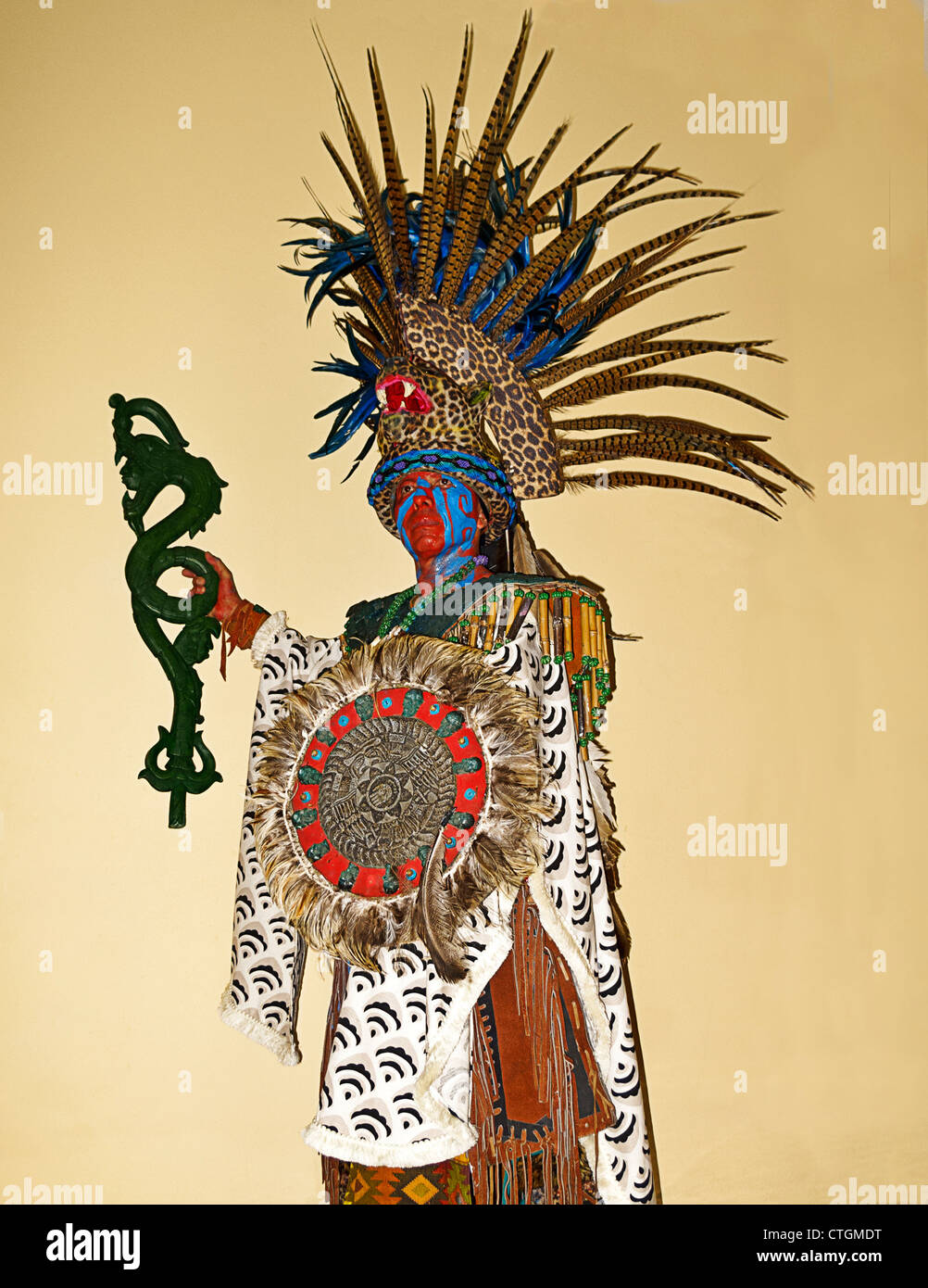 Maya leader hi-res stock photography and images - Alamy