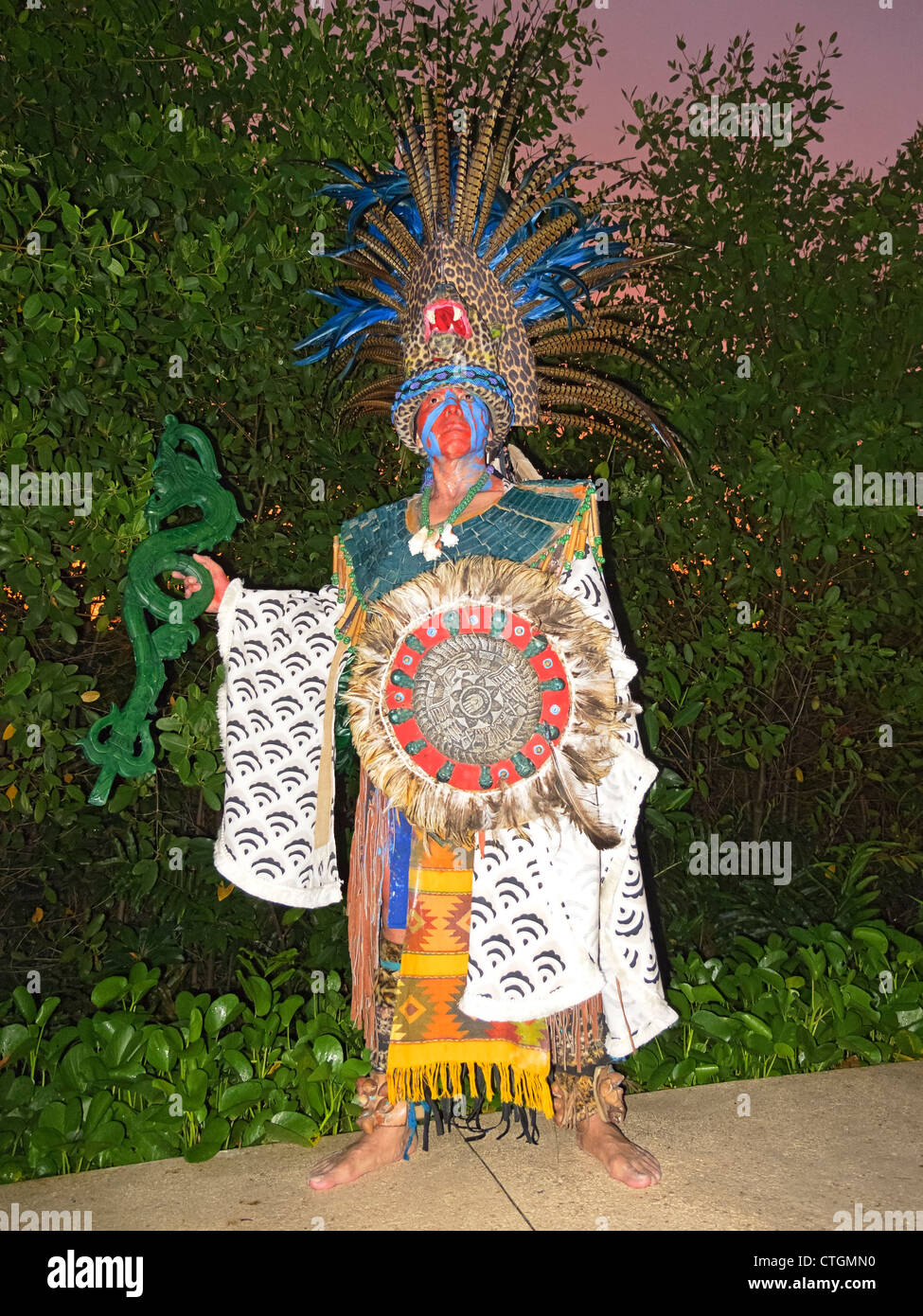 Mayan king hi-res stock photography and images - Alamy