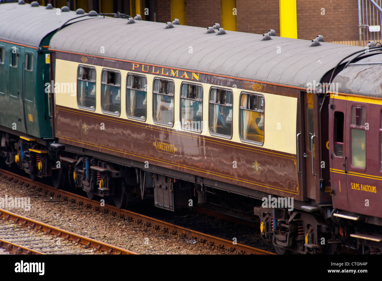 A Pullman Carriage On The Flying Scotsman Steam Train At Wylam ...
