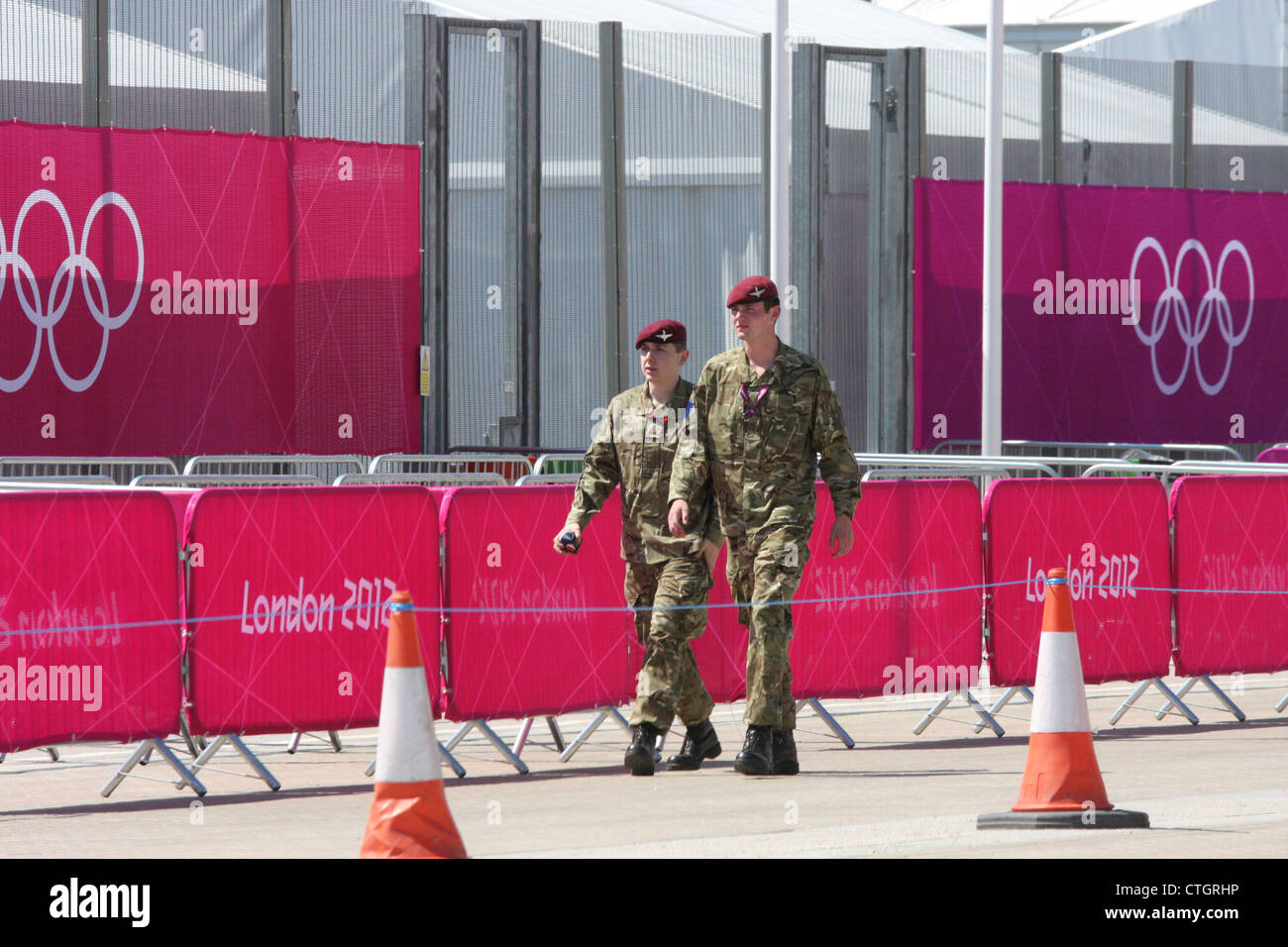 British military personnel hi-res stock photography and images - Alamy