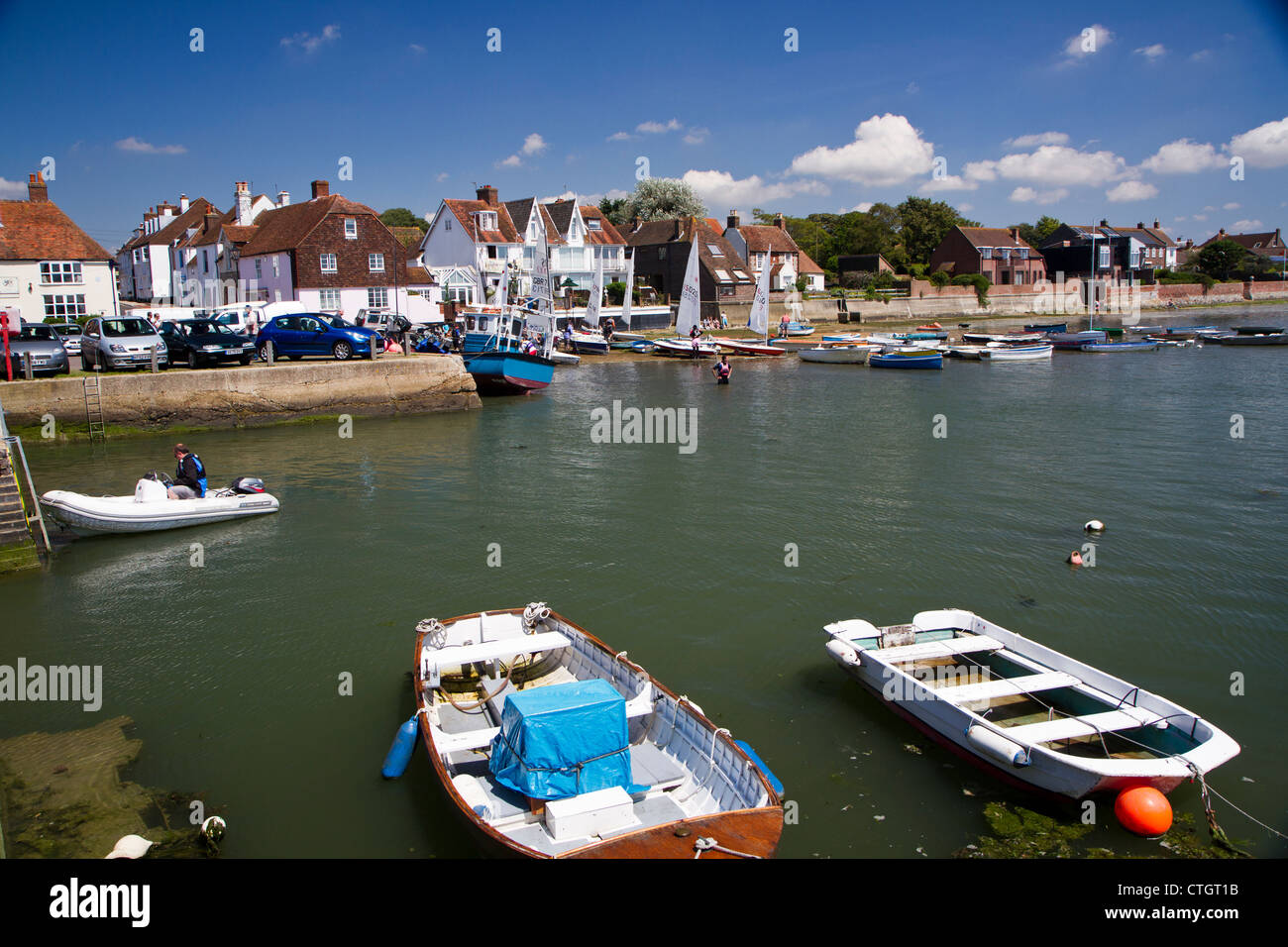 Emsworth harbour hi-res stock photography and images - Alamy