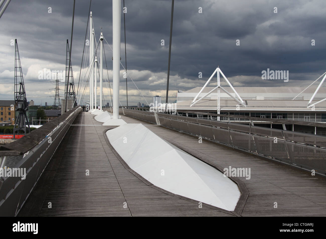 Inverted fink truss hi-res stock photography and images - Alamy