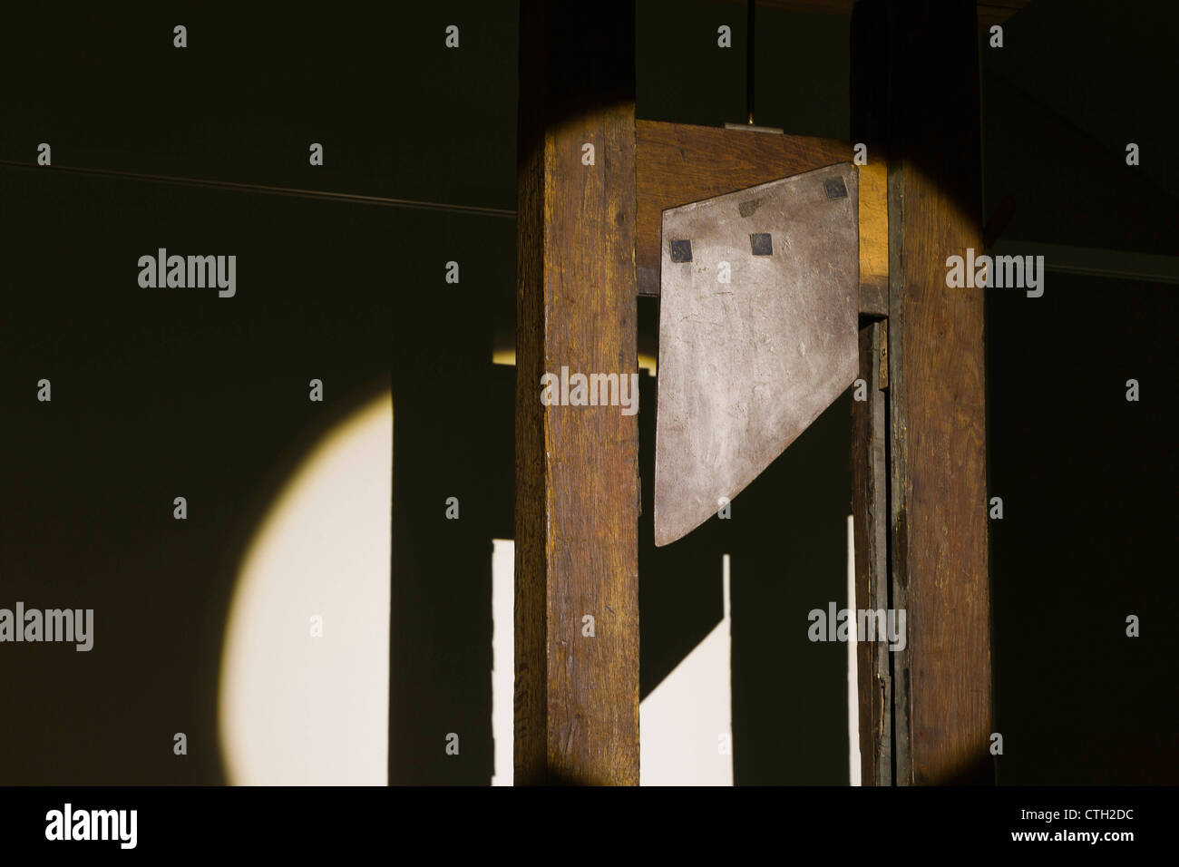 Guillotine hi-res stock photography and images - Alamy