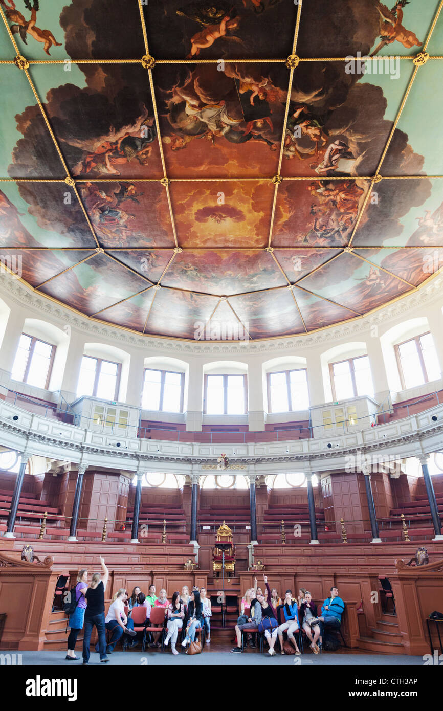 Interior of sheldonian theatre hi-res stock photography and images - Alamy