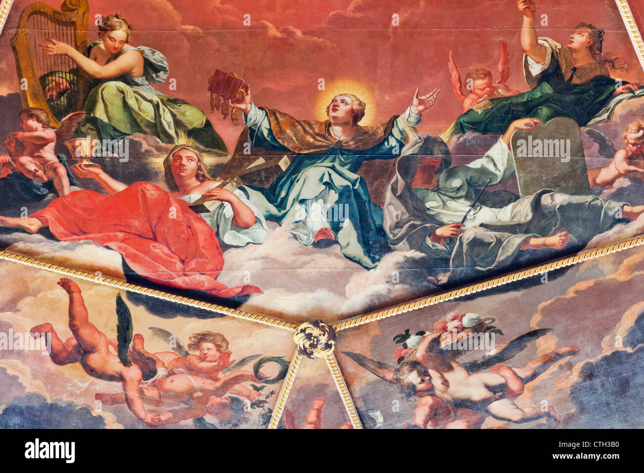 Sheldonian theatre interior hi-res stock photography and images - Alamy