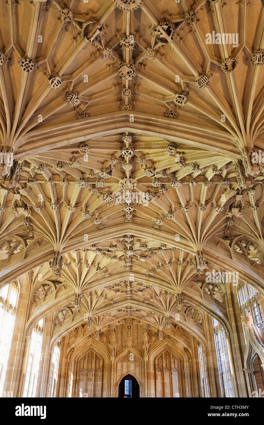 The bodleian library interior hi-res stock photography and images - Alamy