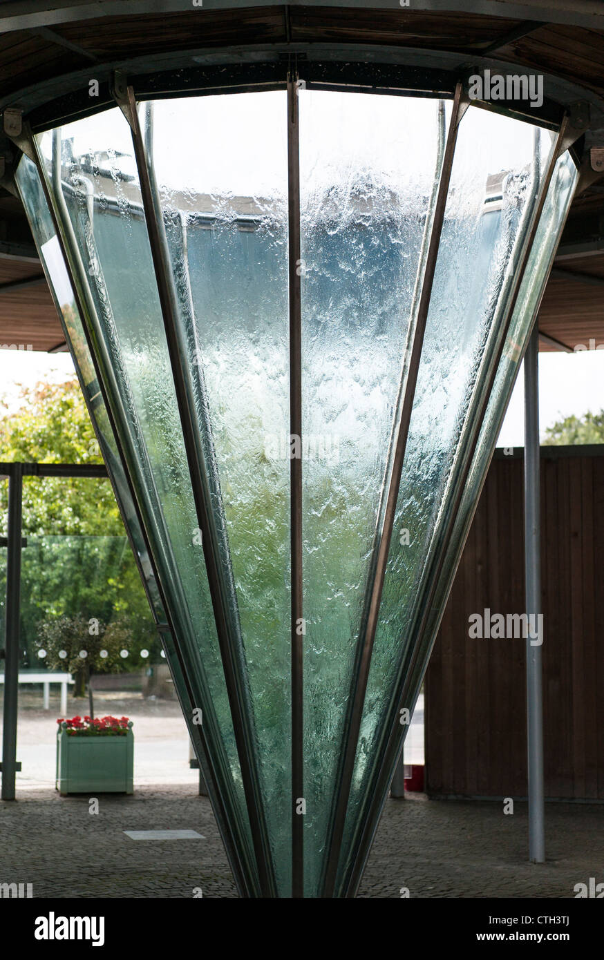 Garden feature architecture hi-res stock photography and images - Alamy