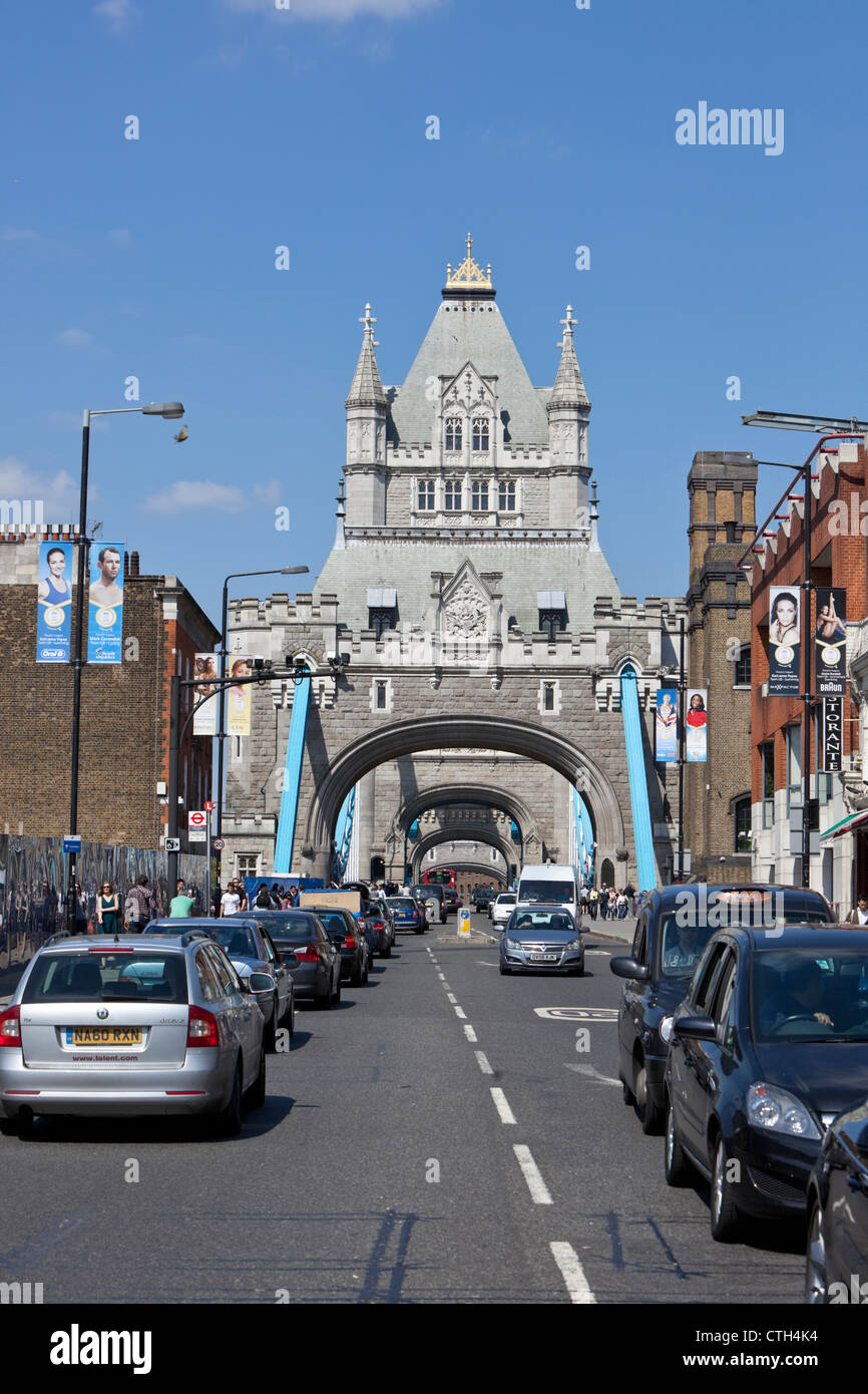 Road traffic on Tower Bridge, London, England, UK Stock Photo - Alamy