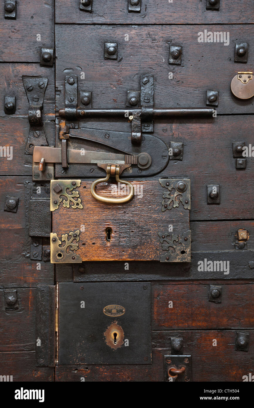 Medieval Door And Lock High Resolution Stock Photography and Images - Alamy