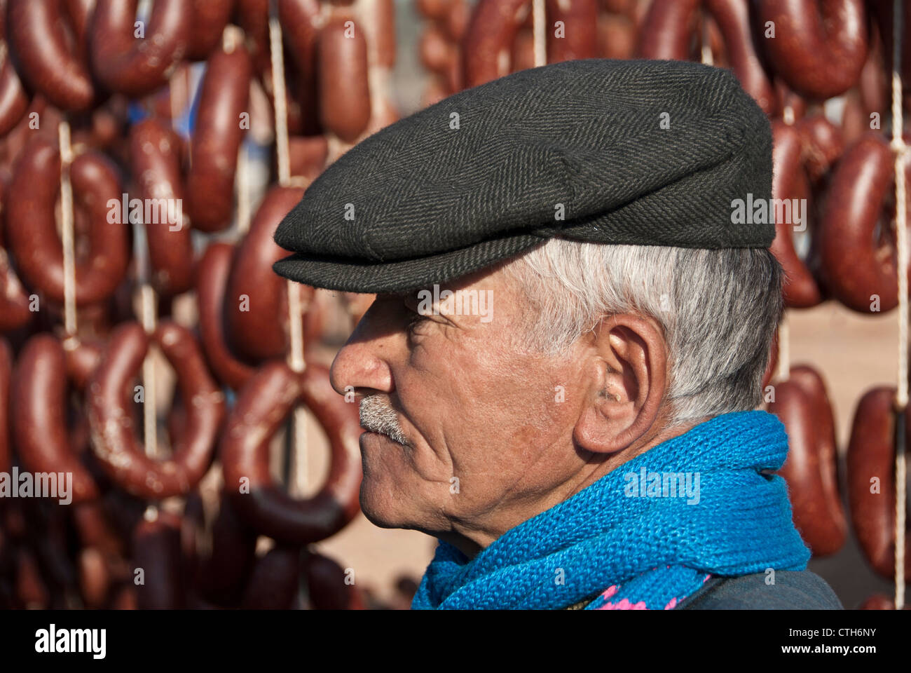 Sausage vendor hi-res stock photography and images - Alamy