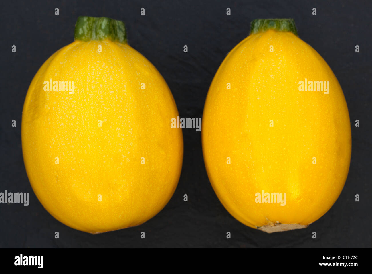 Round Yellow Courgettes Stock Photo - Alamy