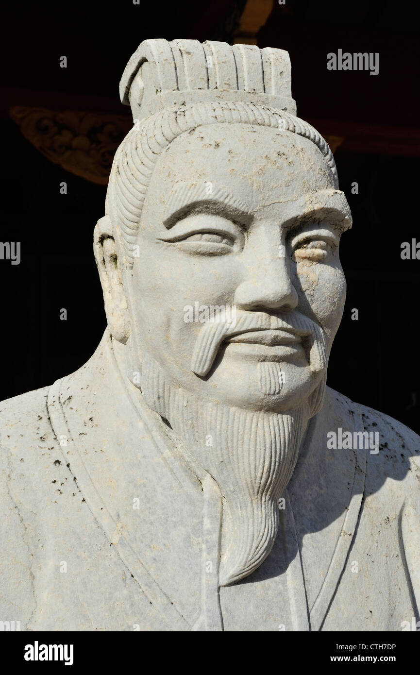 Confucius Disciple Statue, Koshi-Byo, Nagasaki City, Nagasaki ...