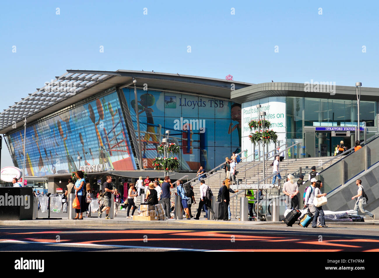 Lloyds tsb advert hi-res stock photography and images - Alamy