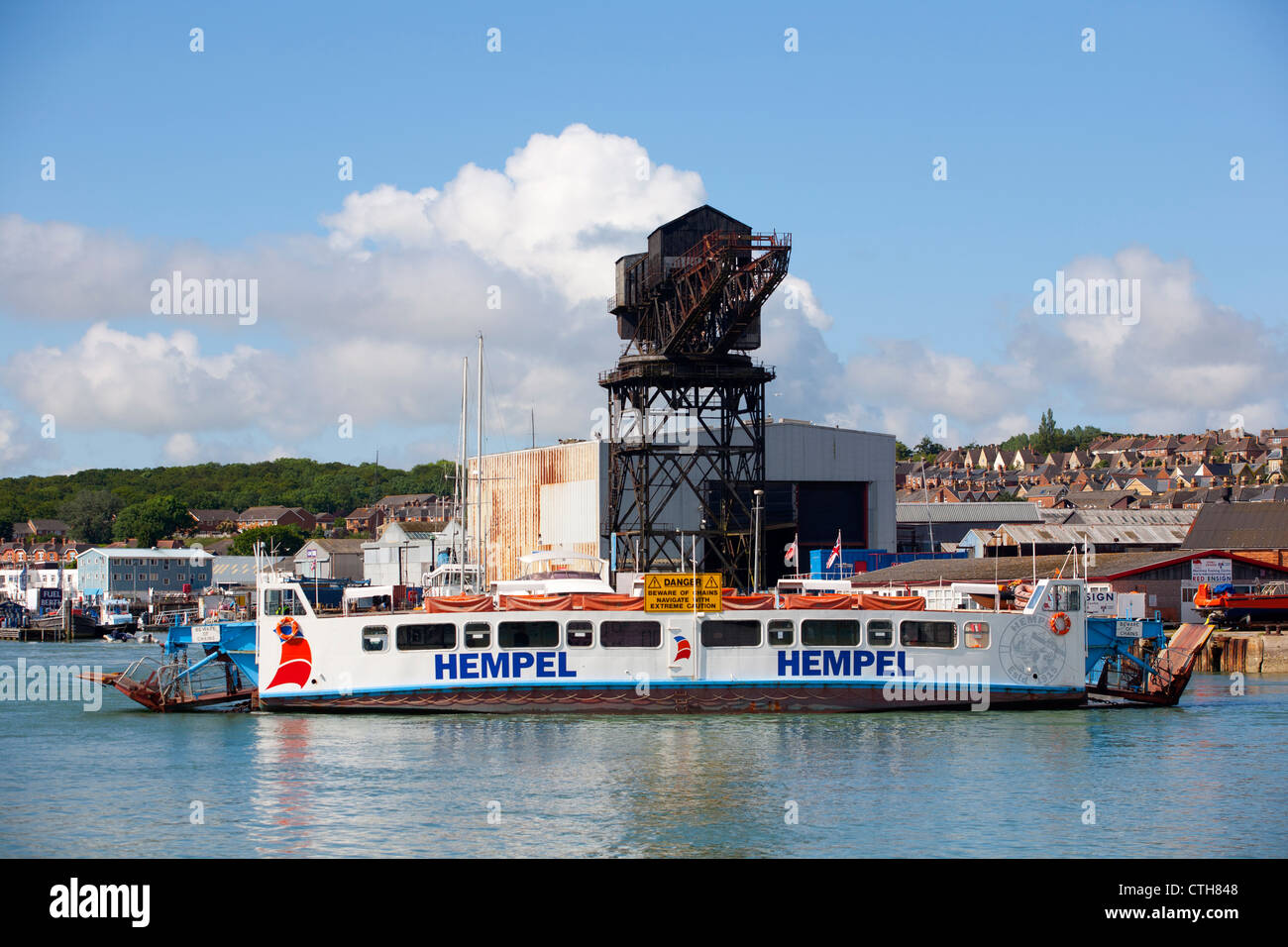 Floating Bridge, Crane, East Cowes Isle of Wight Stock Photo - Alamy