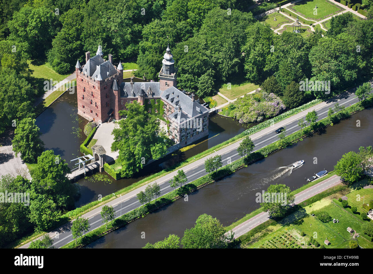Netherlands, Breukelen, Castle Nyenrode (formerly called Nijenrode ...