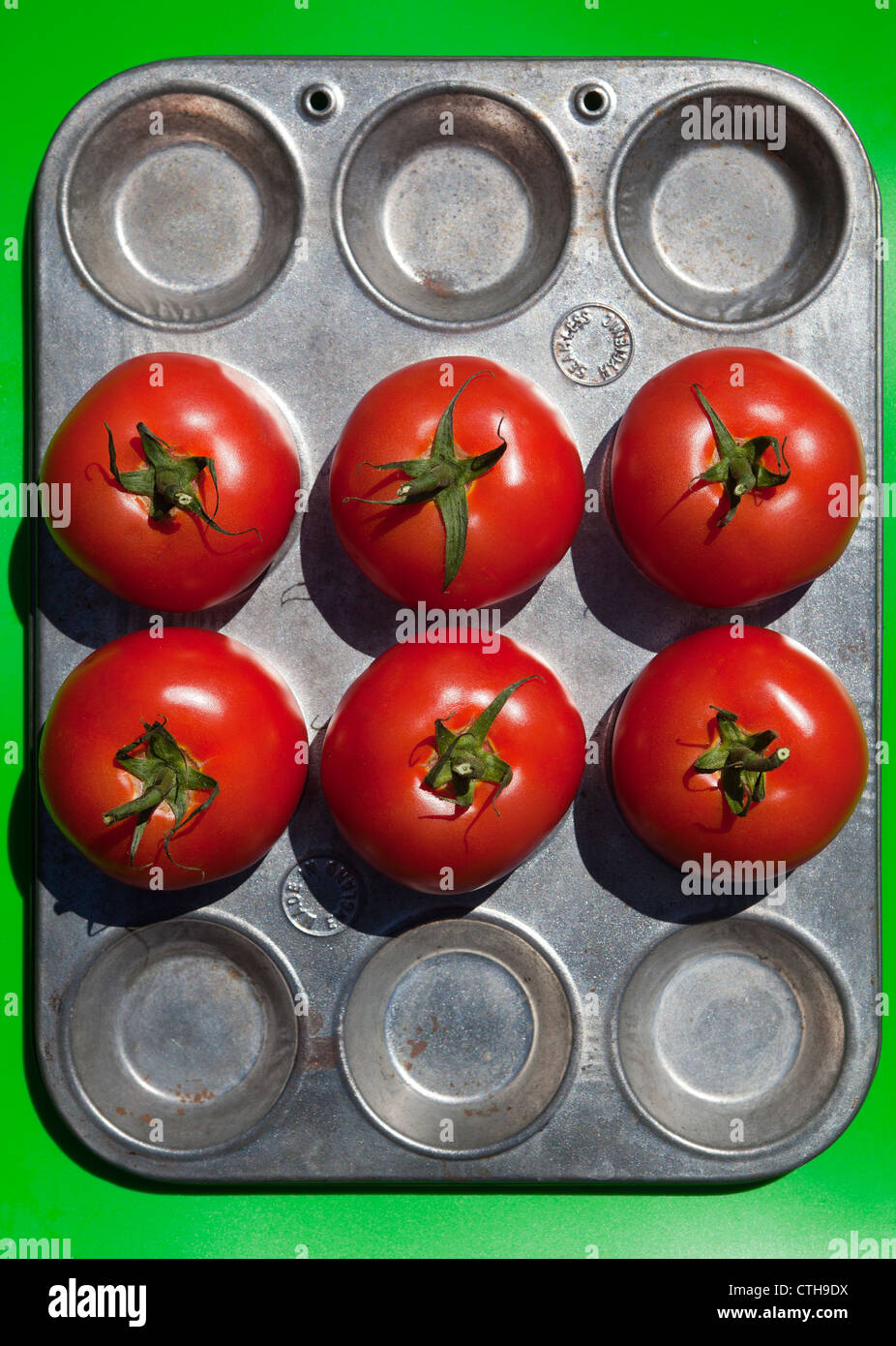 Common tomatoes hi-res stock photography and images - Alamy