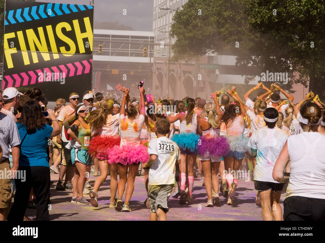 The color run, Columbus Ohio Stock Photo - Alamy