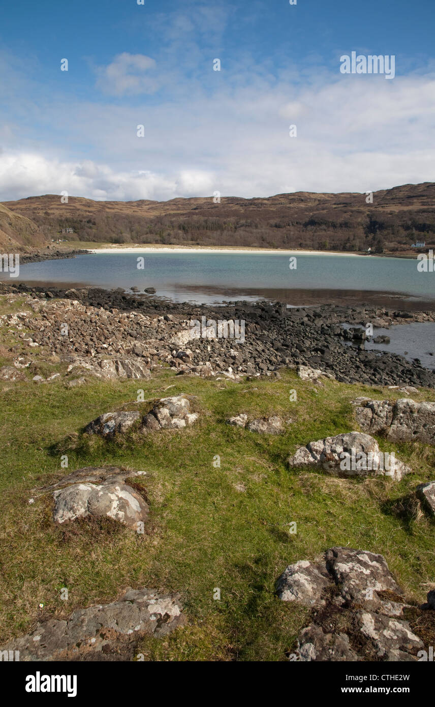 Calgary Bay with its sandy beach near Dervaig on the west coast of the ...