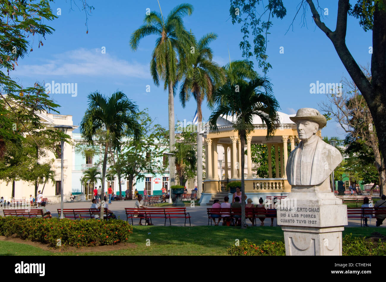 Colonial buildings santa clara cuba hi-res stock photography and images ...