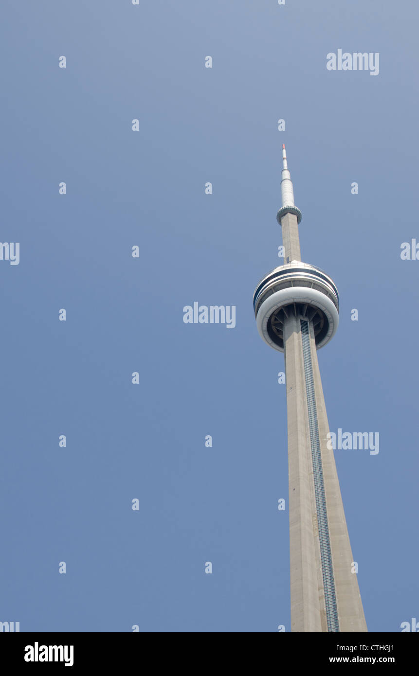 Canada, Ontario, Toronto. Downtown CN Tower, rooftop view Stock Photo ...