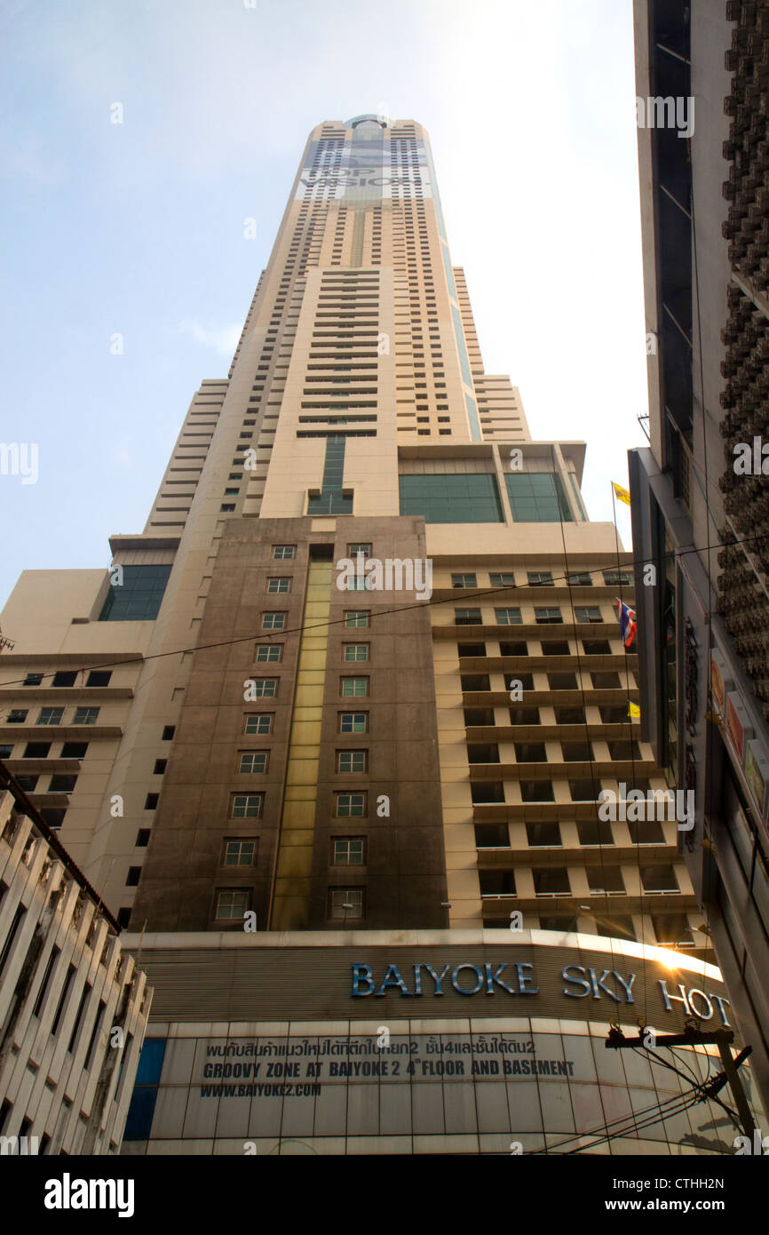 Baiyoke tower tallest building in hi-res stock photography and images ...