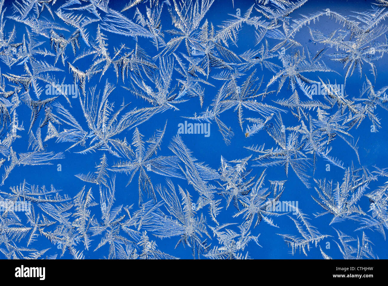 Frost patterns on the windows hi-res stock photography and images - Alamy