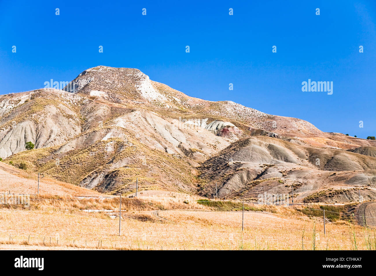 Arid sicilian landscape hi-res stock photography and images - Alamy
