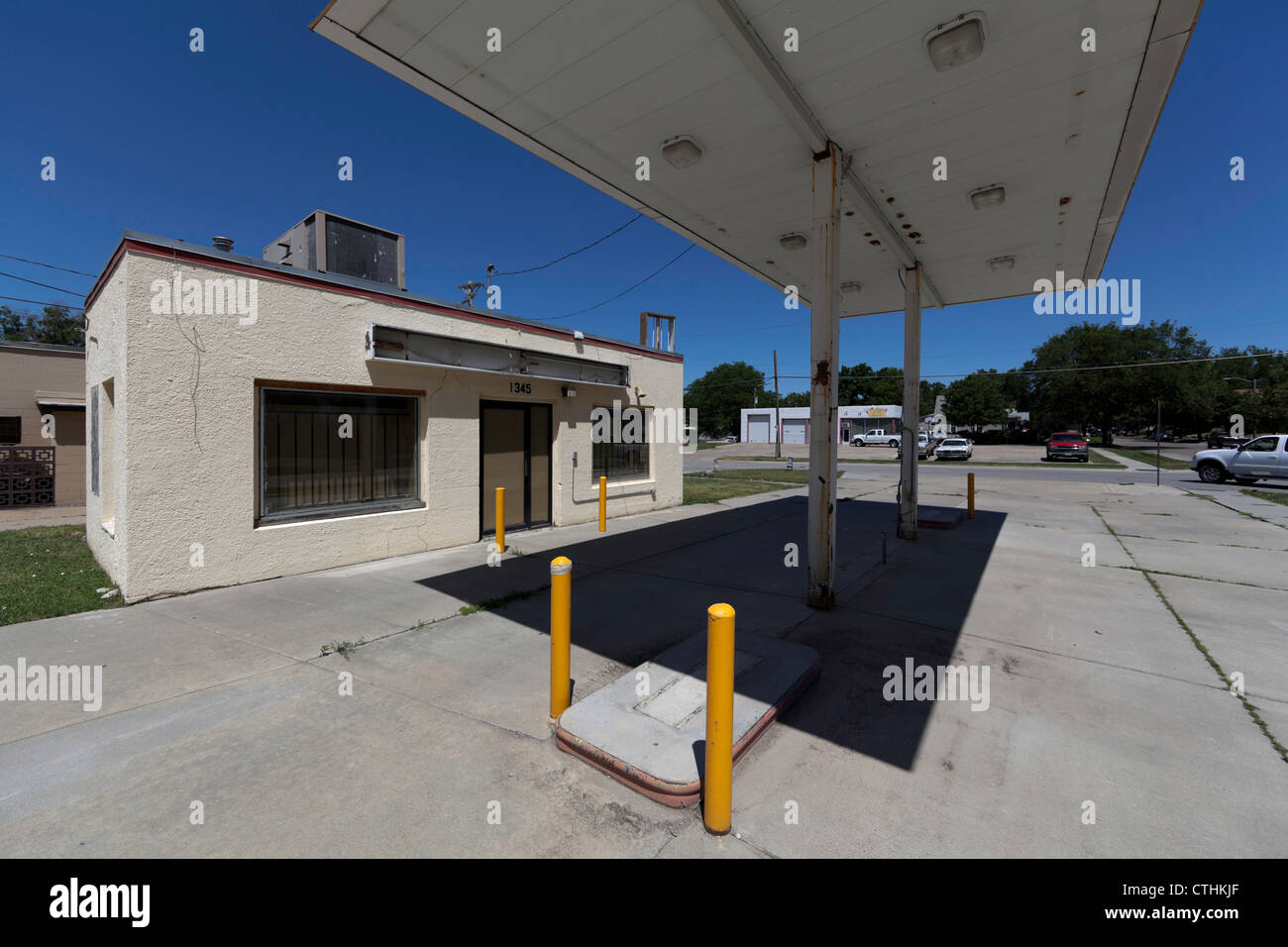 Gas Station With Canopy High Resolution Stock Photography and Images ...