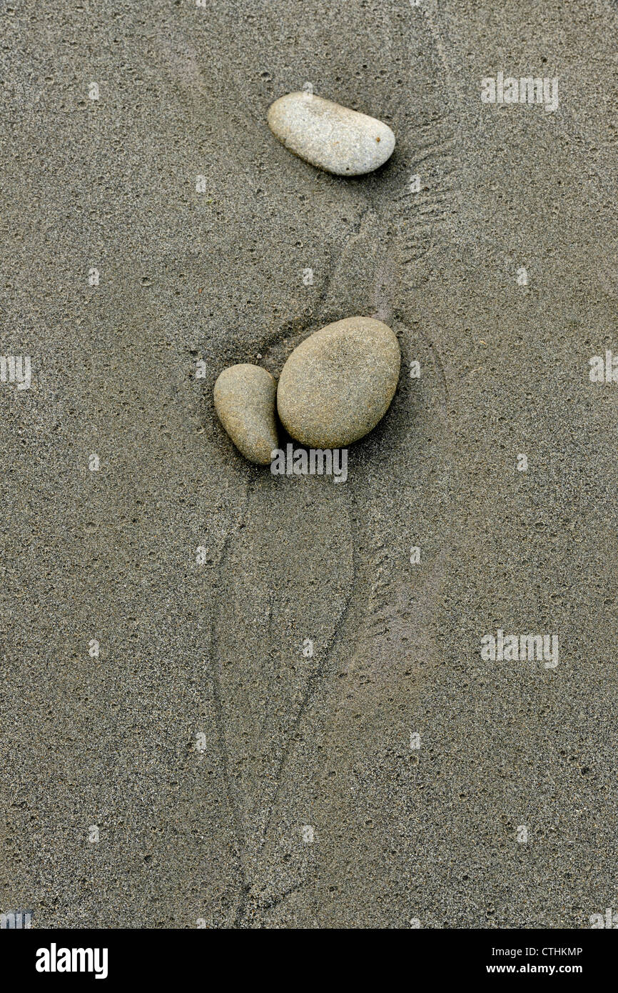 Beach sand patterns and pebbles on Ruby Beach at low tide, Olympic ...