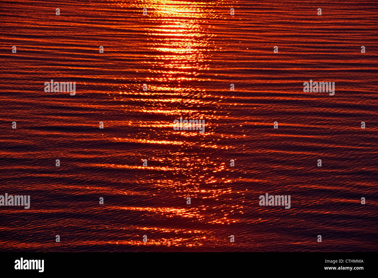 Sunlight glinting hi-res stock photography and images - Alamy