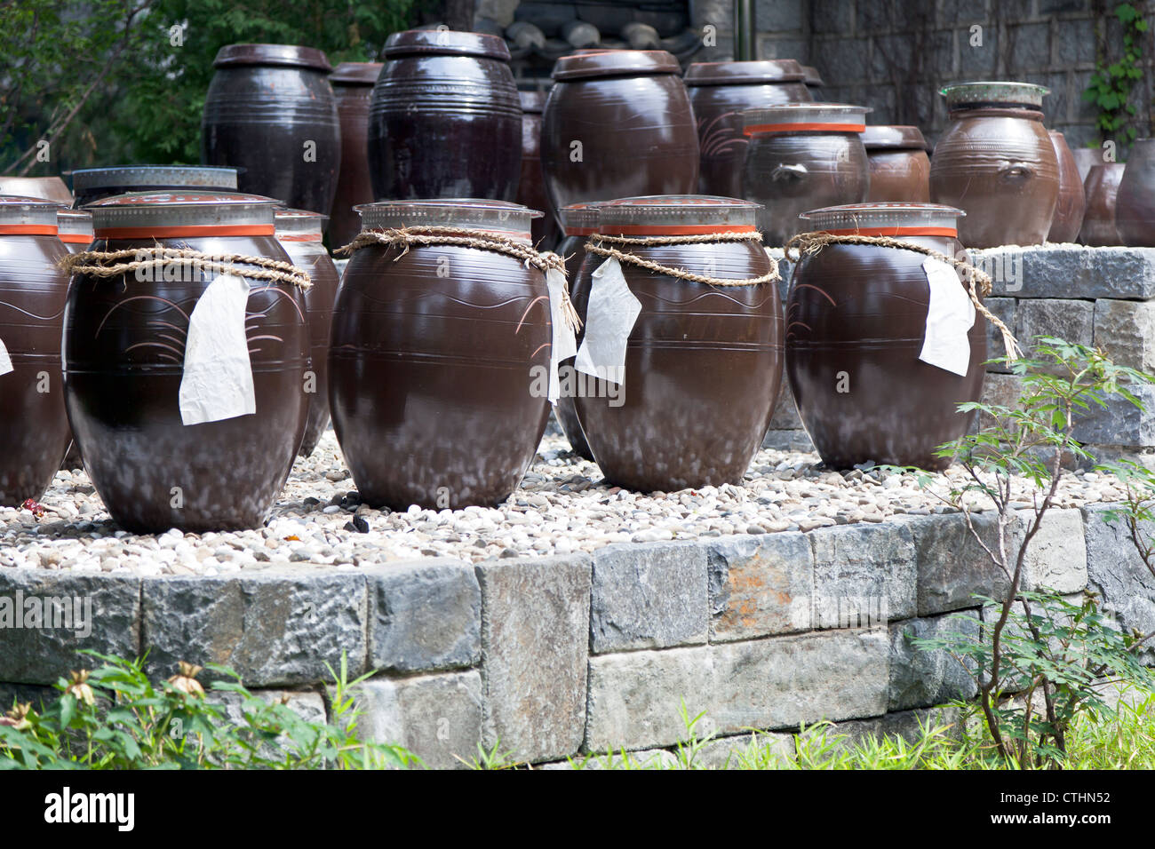 Kimchi Jar Stock Photos & Kimchi Jar Stock Images - Alamy