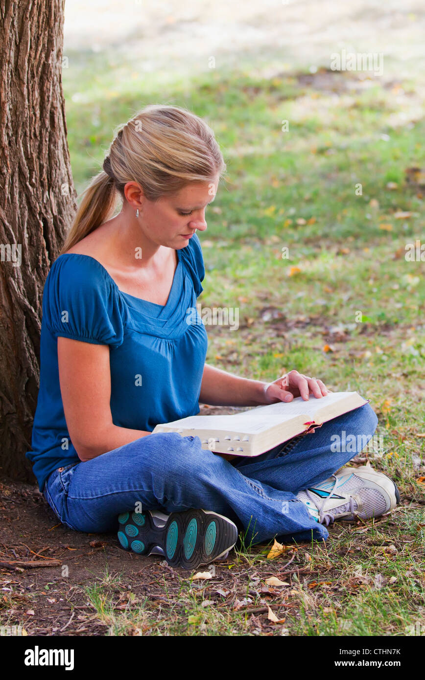 Bible tree hi-res stock photography and images - Alamy