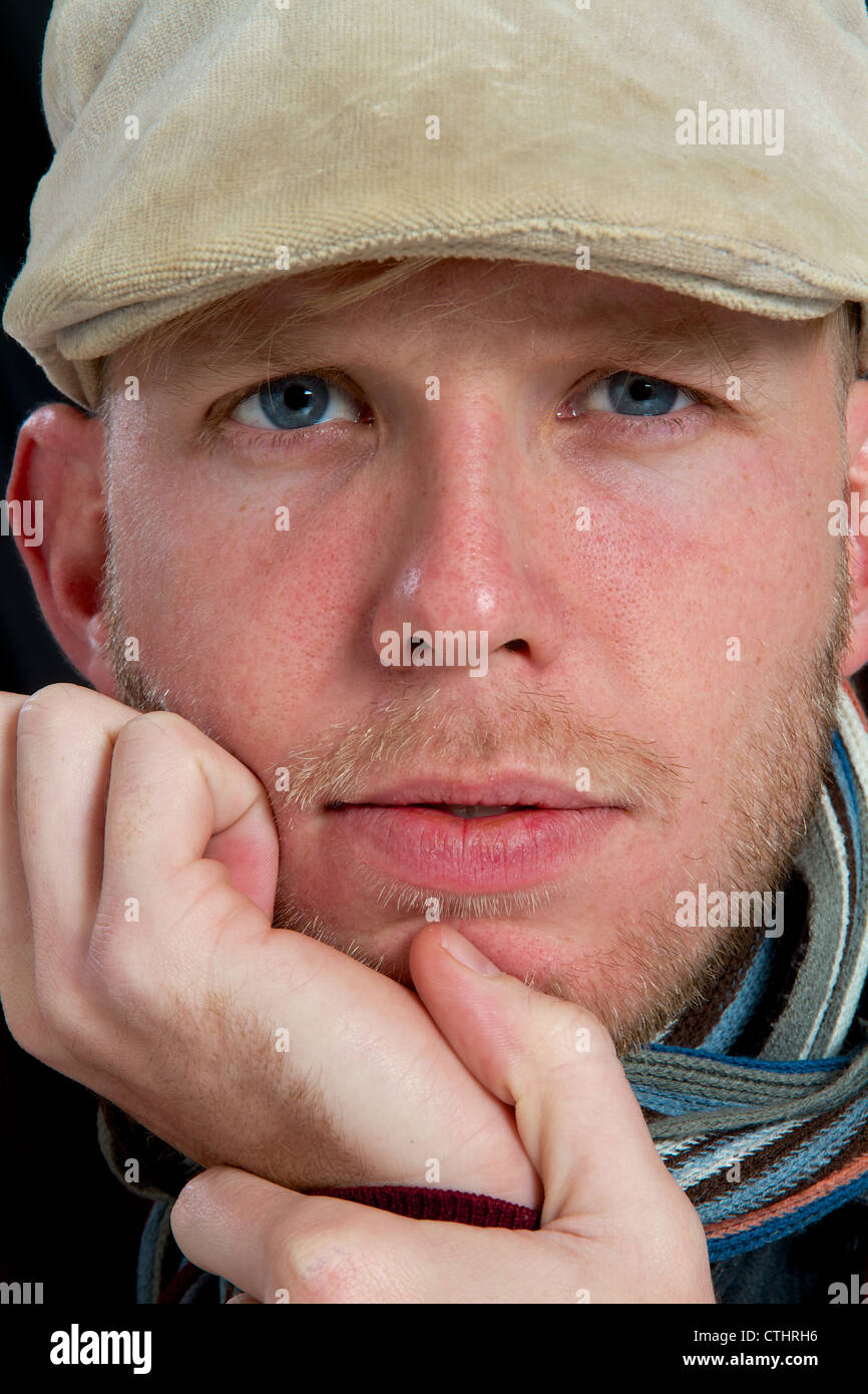 Suspicion portrait hi-res stock photography and images - Alamy