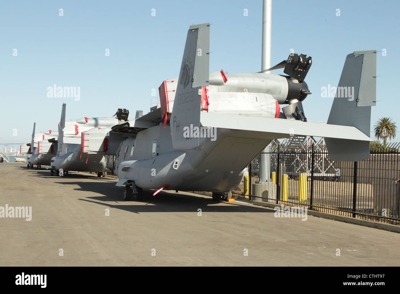 U.S. Marines with Marine Medium Tiltrotor Squadron (VMM) 561, Marine ...
