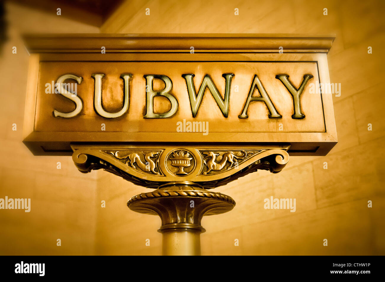 New york subway sign hi-res stock photography and images - Alamy