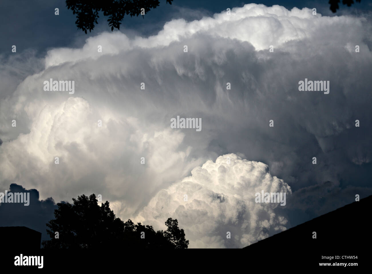 Supercell cloud hi-res stock photography and images - Alamy