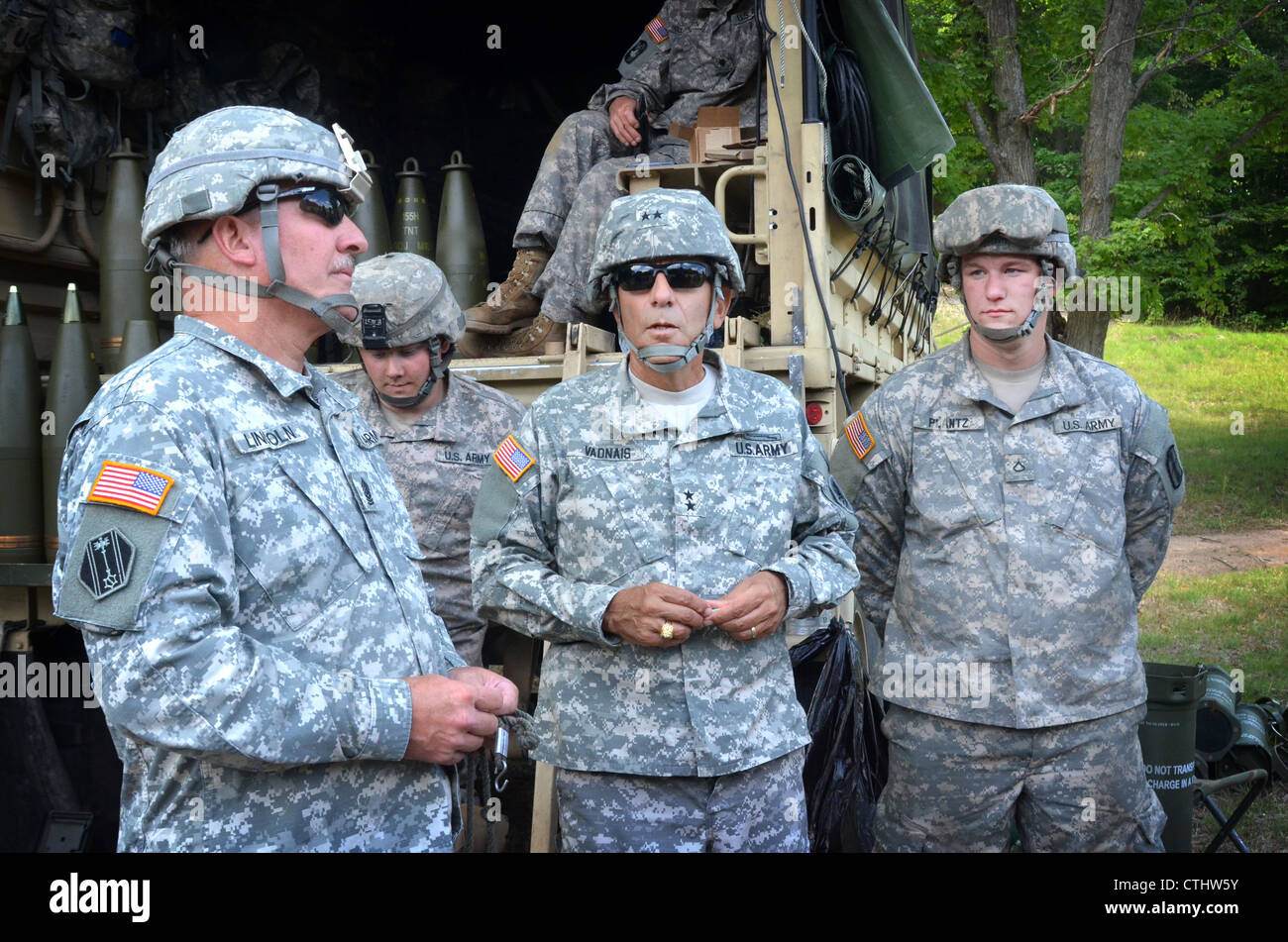 Csm dan lincoln and general gregory vadais hi-res stock photography and ...