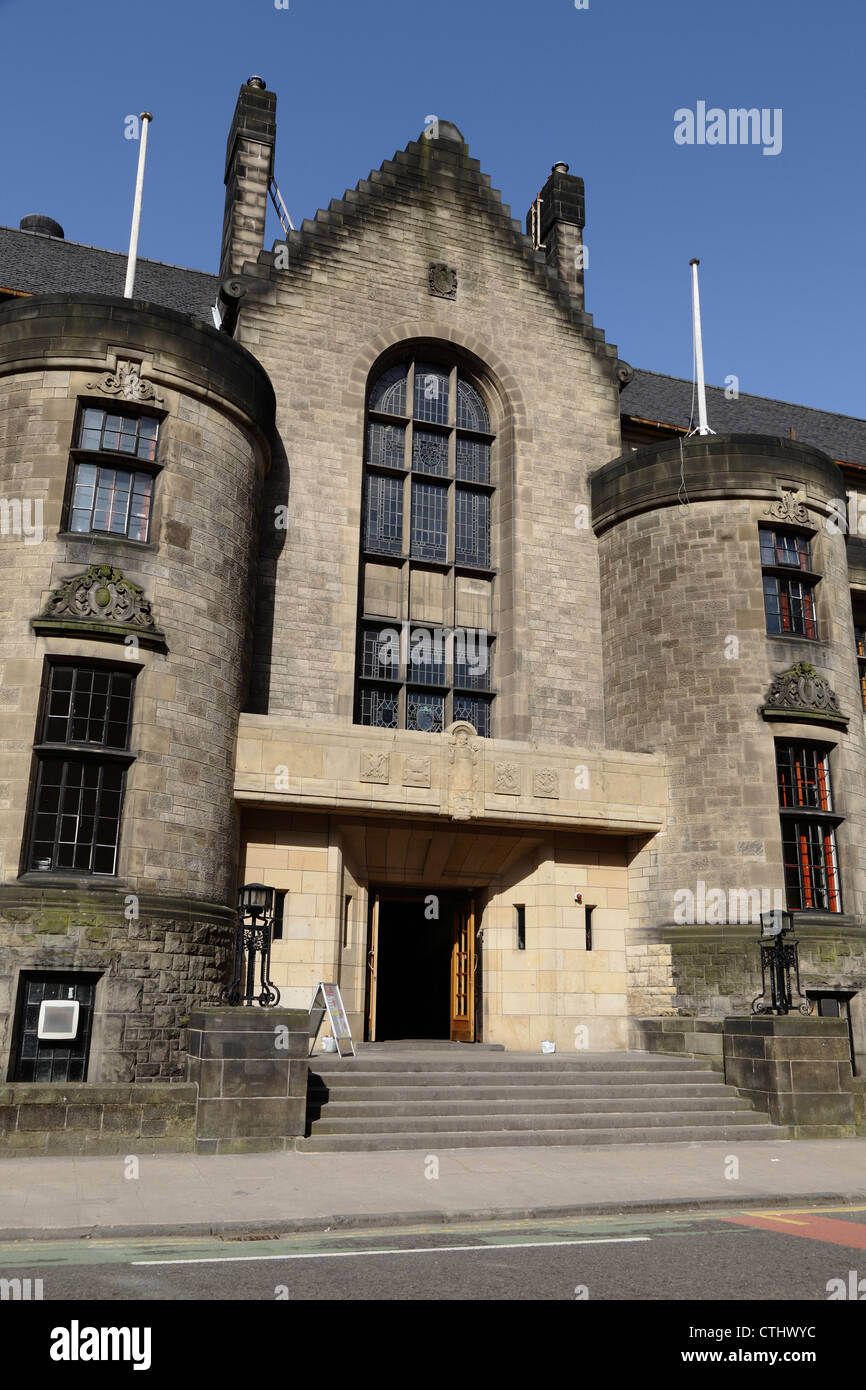 University of Glasgow Student Union building on University Avenue ...