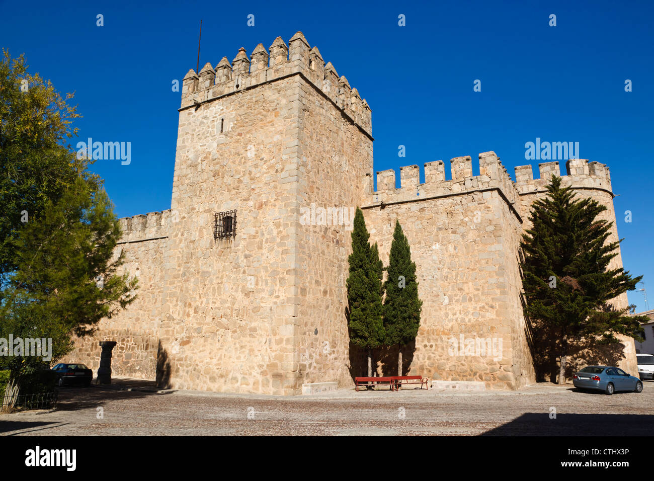 Orgaz castle hi-res stock photography and images - Alamy