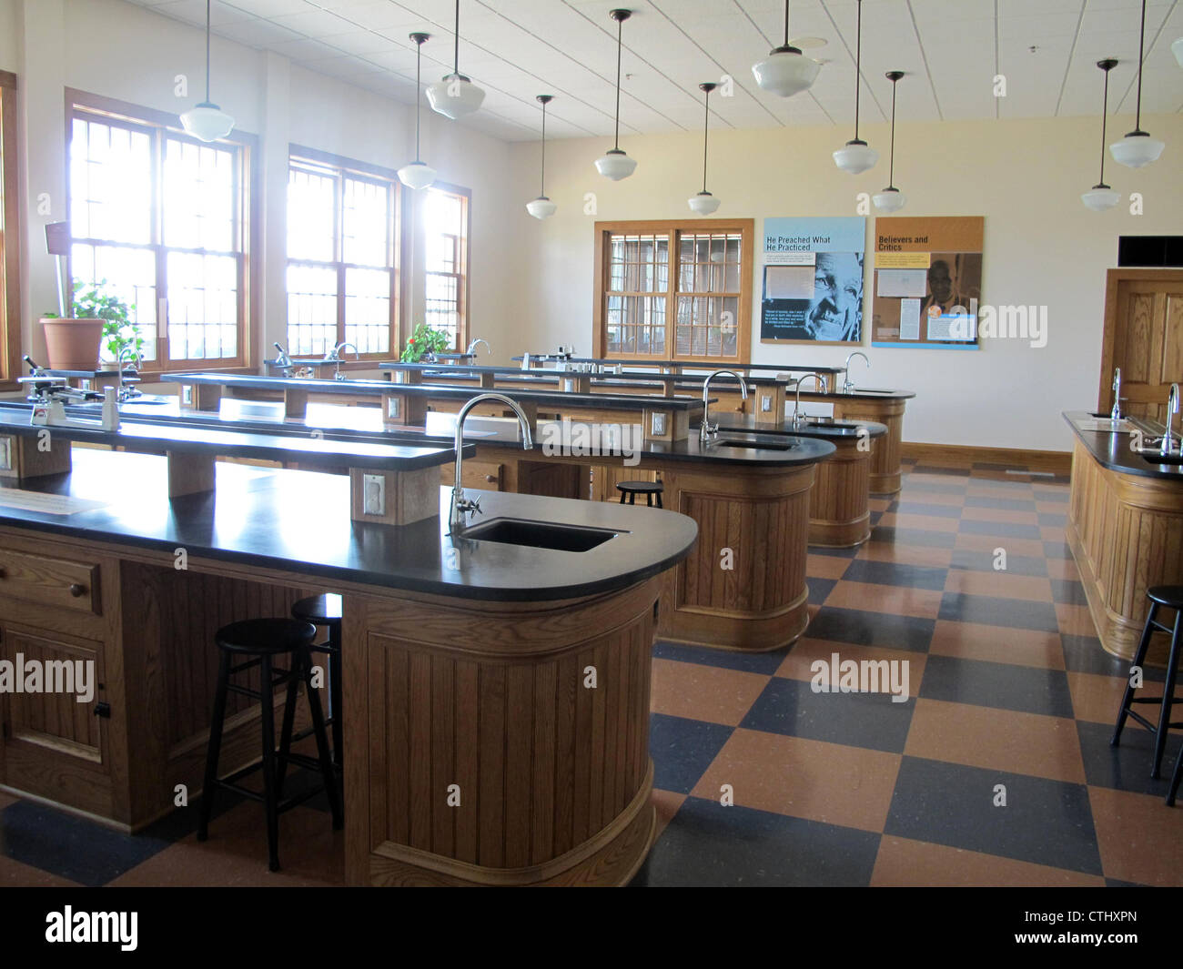 George washington carver lab hi-res stock photography and images - Alamy