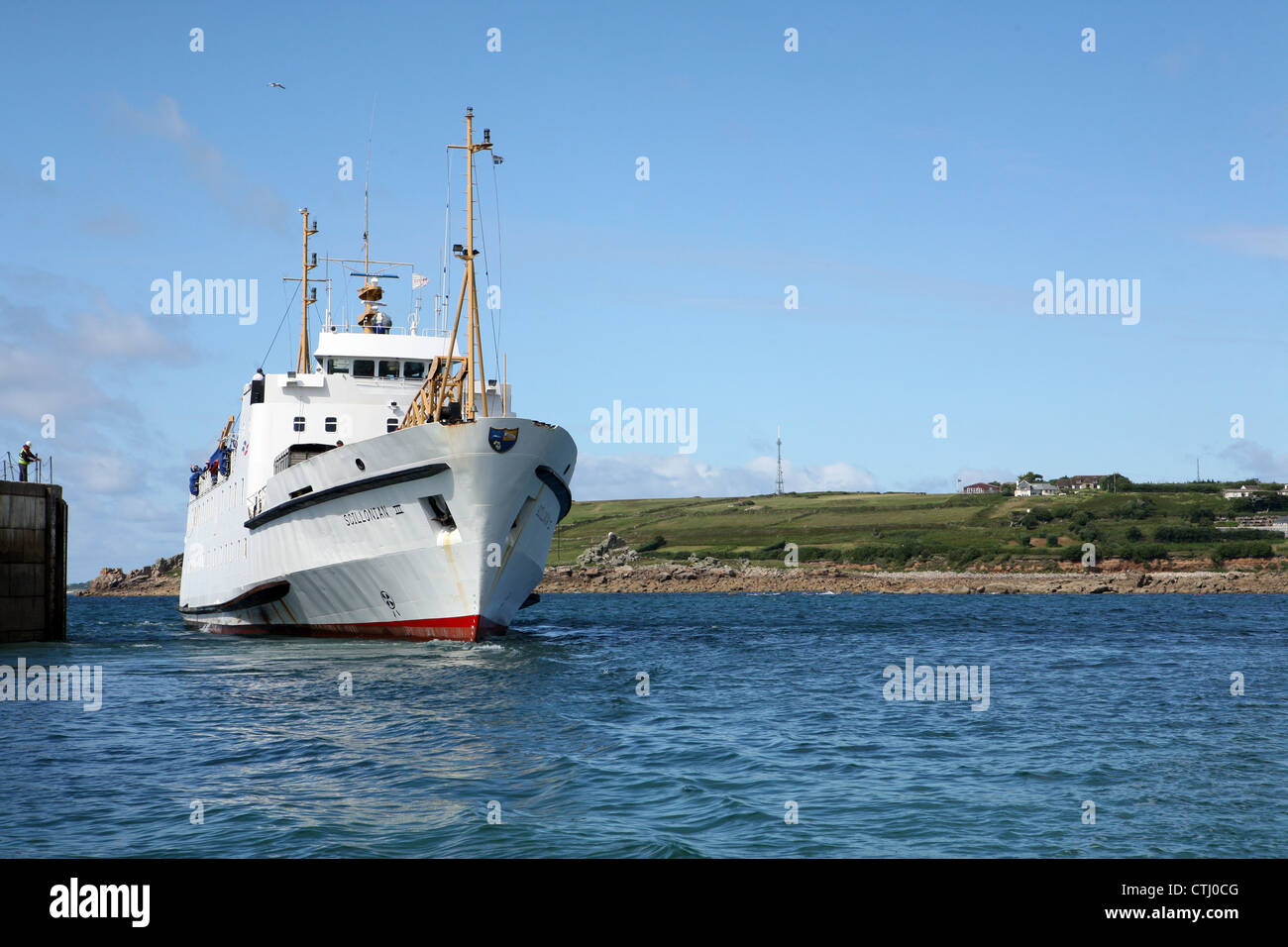 The Scillonian ferry in the harbour, Hugh Town St Mary’s Scilly Isles ...