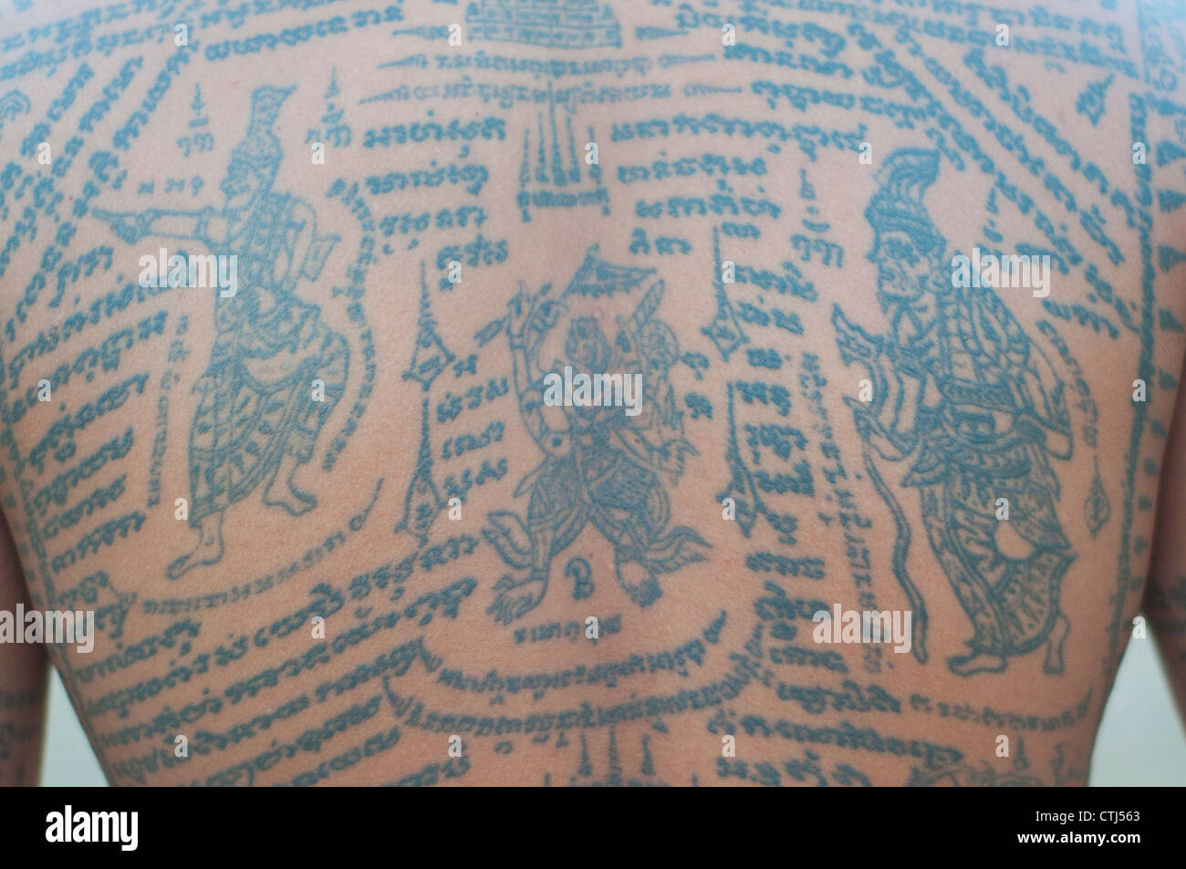 Kickboxers Wai Khru in Ayuthaya. Many have Sak Yan Stock Photo - Alamy