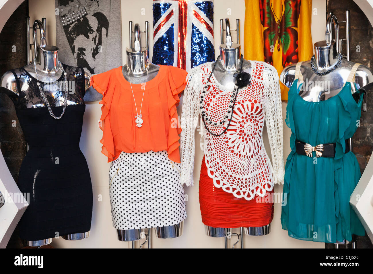 London clothes shop hi-res stock photography and images - Alamy