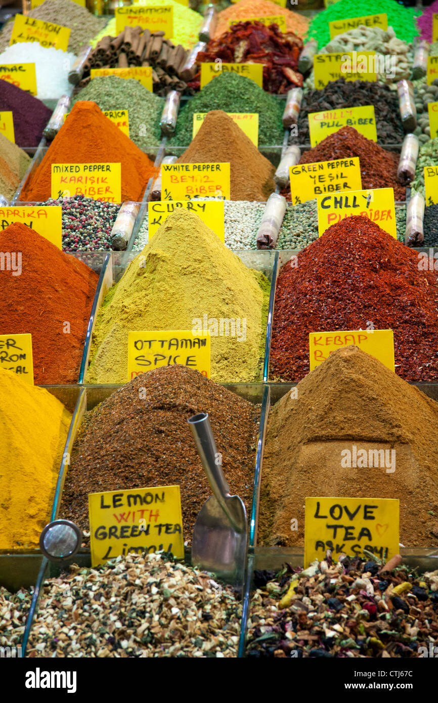Spice bazaar market, Istanbul, Turkey Stock Photo - Alamy