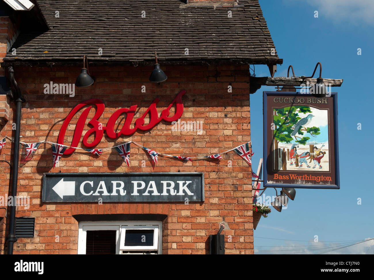 The Cuckoo Bush pub, Gotham, Nottinghamshire, UK Stock Photo - Alamy