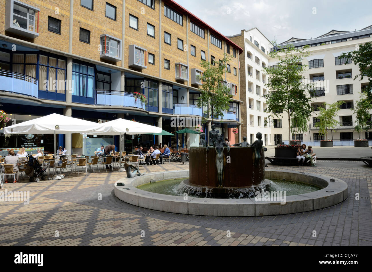 Tower Bridge Piazza, Shad Thames, London, UK Stock Photo - Alamy